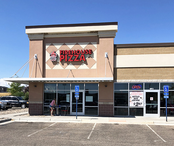 Modern meets traditional in this sleek pizzeria! Clean lines and bright spaces create the perfect backdrop for wood-fired masterpieces.