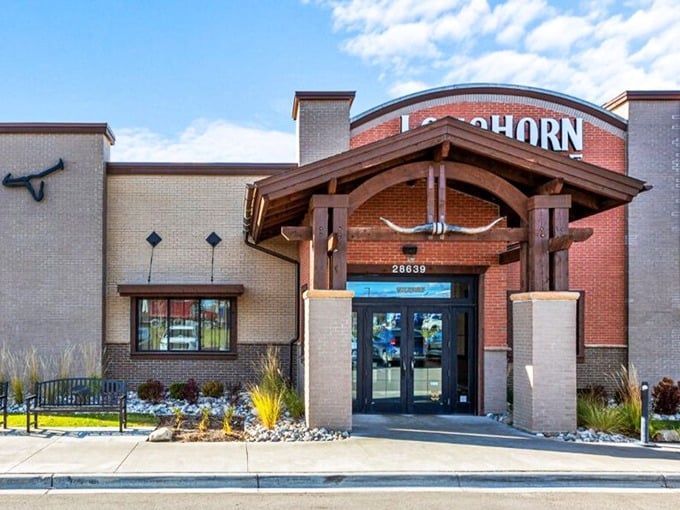 LongHorn's Western-inspired entrance announces "serious beef territory ahead" without saying a word.