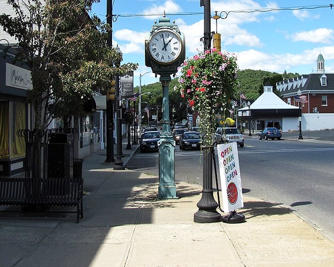 Palmer's autumn-kissed main street offers small-town charm with big-time savings for budget-conscious retirees.