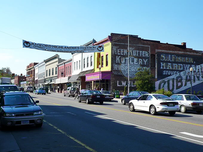 Radford's Main Street has that "everybody knows your coffee order" vibe&mdash;small-town charm with a splash of college-town energy.