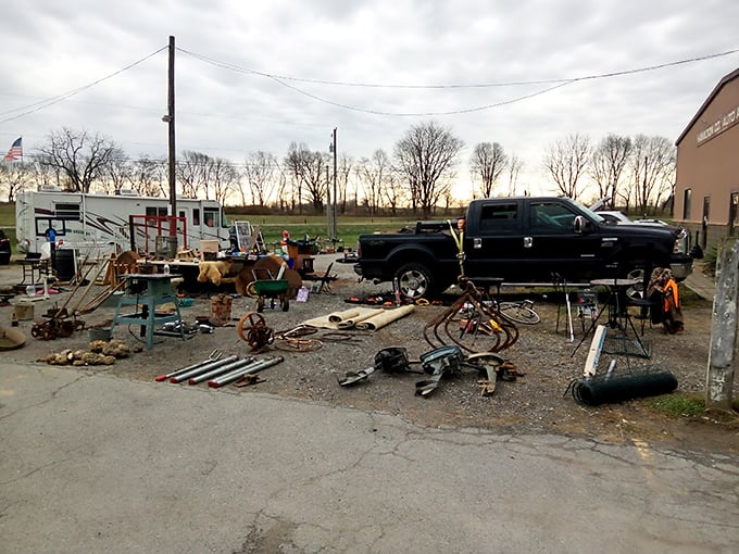 Rusty gold and roadside treasures await at Strawtown, where pickup trucks become temporary storefronts in this impromptu marketplace.