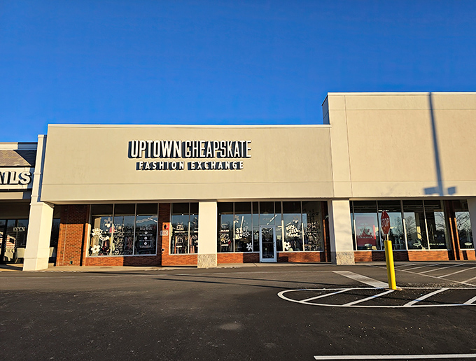 Uptown Cheapskate Ballwin brings a touch of mall sophistication to the thrift experience. Fashion forward, prices backward!