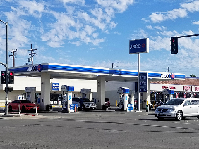 Border town life moves to its own rhythm, where efficiency meets relaxation in the most delicious possible way.