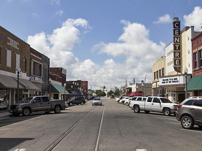 Main Street El Reno offers the perfect blend of yesterday's architecture and today's small-town convenience.