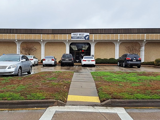 Mid-century modern meets modern bargains at this architectural gem, where style and savings dance together beautifully.