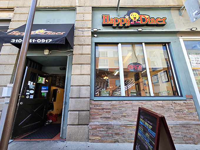 Happy Diner: Plants in the window, sunshine streaming in&mdash;this San Pedro gem understands that ambiance matters almost as much as their perfect eggs.