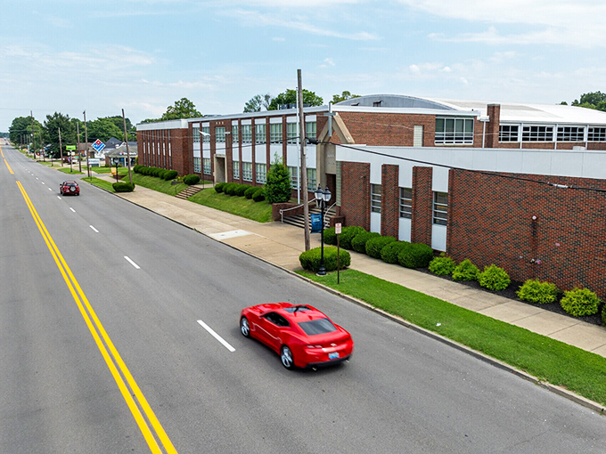 Riverside living in Henderson means waking up to water views at prices that won't leave you high and dry.