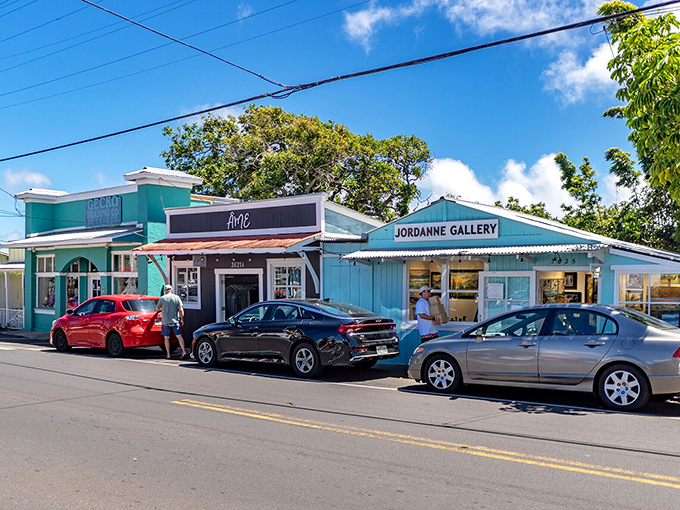 Art galleries and boutiques line Makawao's main street, offering treasures from local artisans.