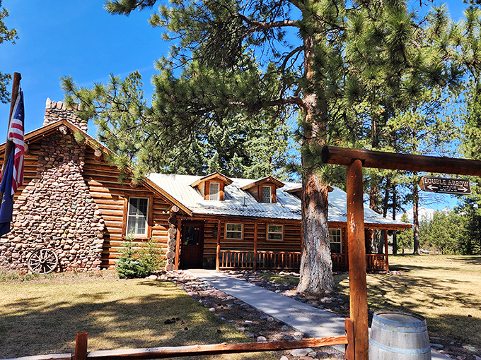 This peaceful lodge tucked among towering trees offers the kind of tranquility that makes city stress melt away in an instant.