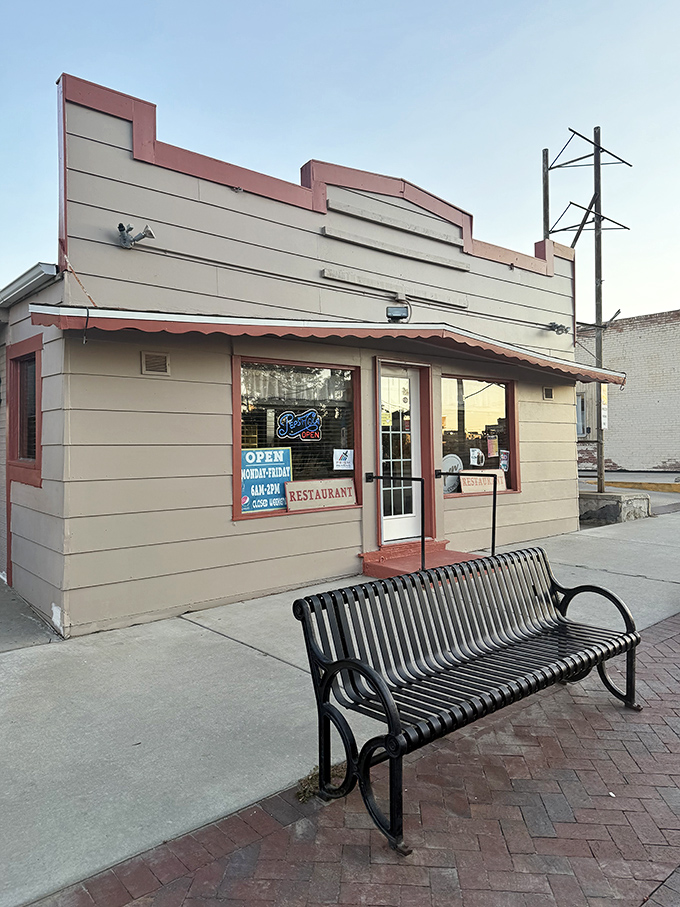 That modest storefront hides culinary treasures that would make fancy restaurants blush&mdash;Sherrie doesn't need glitz when she has gravy!A