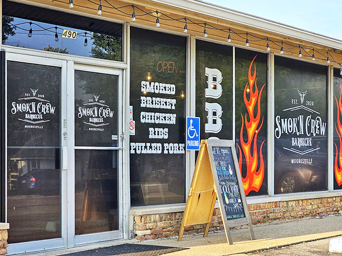 The menu says it all &ndash; brisket, chicken, ribs, pulled pork. No fancy words needed when the BBQ speaks for itself.