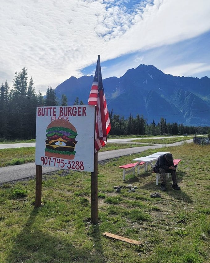 This little roadside stand proves you don't need fancy digs to serve up burgers worthy of their spectacular mountain backdrop.