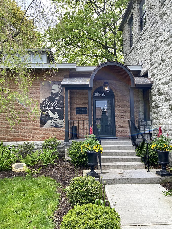 The Barrow Gallery celebrates its 200th birthday in style&mdash;proving some things, like art and architecture, only get better with age.