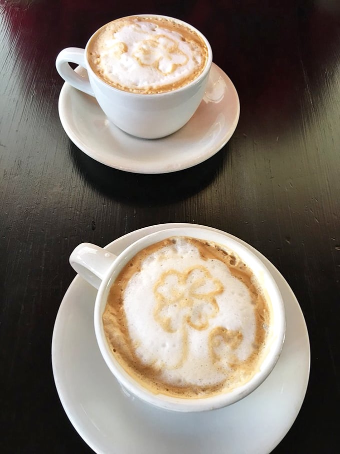 Coffee art that's as comforting as a call from an old friend. In a world of complicated coffee concoctions, sometimes simple perfection is all you need.