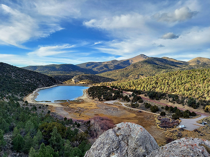 Cave Lake reflects the surrounding mountains with such perfect clarity, it's like nature's version of a selfie&mdash;no filter required.