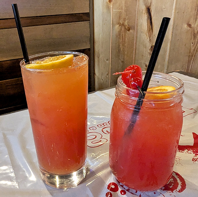 Cocktails that complement rather than compete &ndash; liquid courage for tackling those stubborn crab legs.