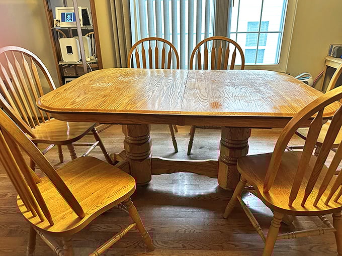 This solid oak dining set has hosted thousands of family dinners and is ready for thousands more&mdash;just bring the lasagna. 
