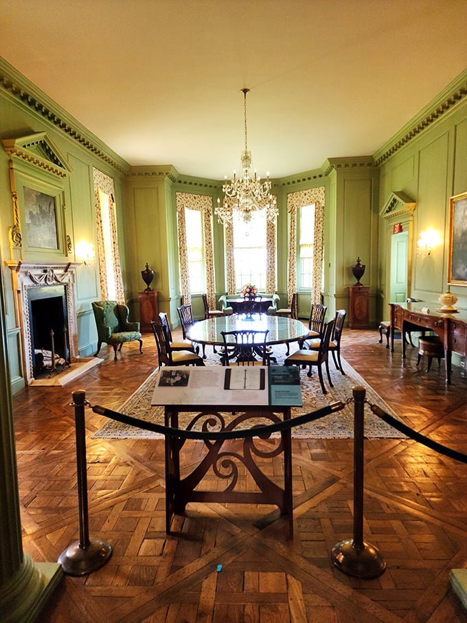 The dining room's mint-green walls whisper, "Yes, we've hosted people who changed the course of American history."