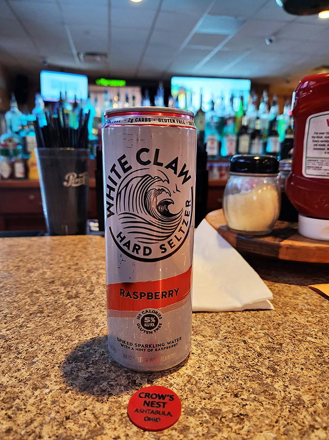 Even the beverages get the royal treatment. That branded coaster is a nice touch - little details that separate the good from the great.