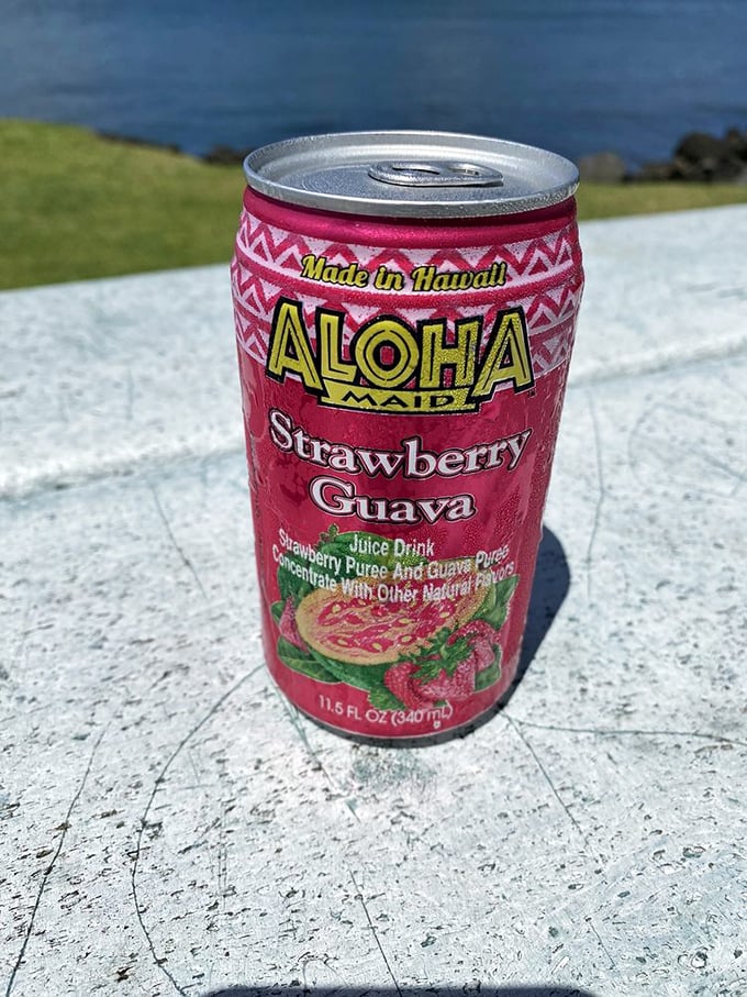 Nothing complements fresh seafood like Hawaii's own Aloha Maid&mdash;liquid sunshine in aluminum clothing.