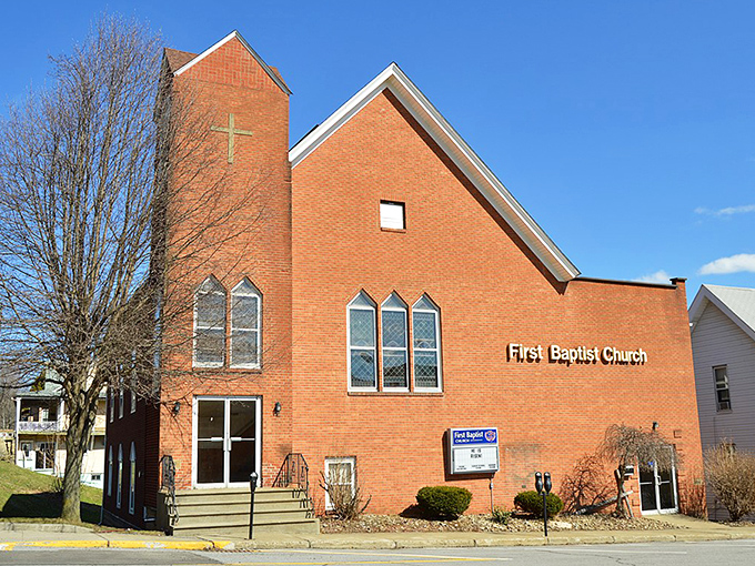First Baptist Church's brick fa&ccedil;ade and elegant windows reflect the spiritual backbone of a community where faith and neighborly support go hand in hand.