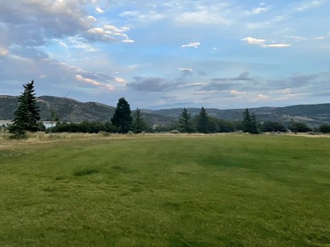 Wide open spaces that make your backyard feel like a closet &ndash; perfect for frisbee, football, or cloud-watching.