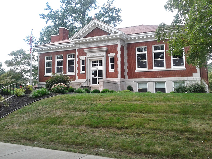 This stately library building makes checking out books feel like attending a scholarly ball in the best way.