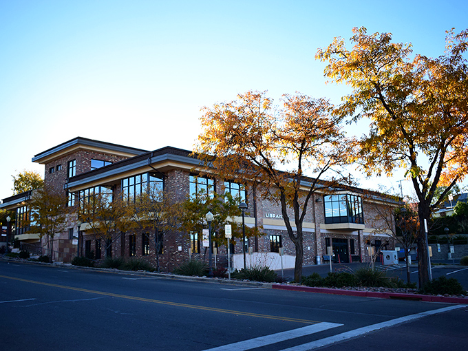 Prescott's modern library blends seamlessly with its historic surroundings &ndash; proof that you can respect tradition while still enjoying high-speed WiFi.
