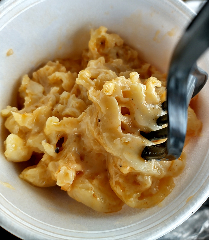 Mac and cheese that doesn't come from a blue box&mdash;this is the grown-up version your inner child always dreamed about.
