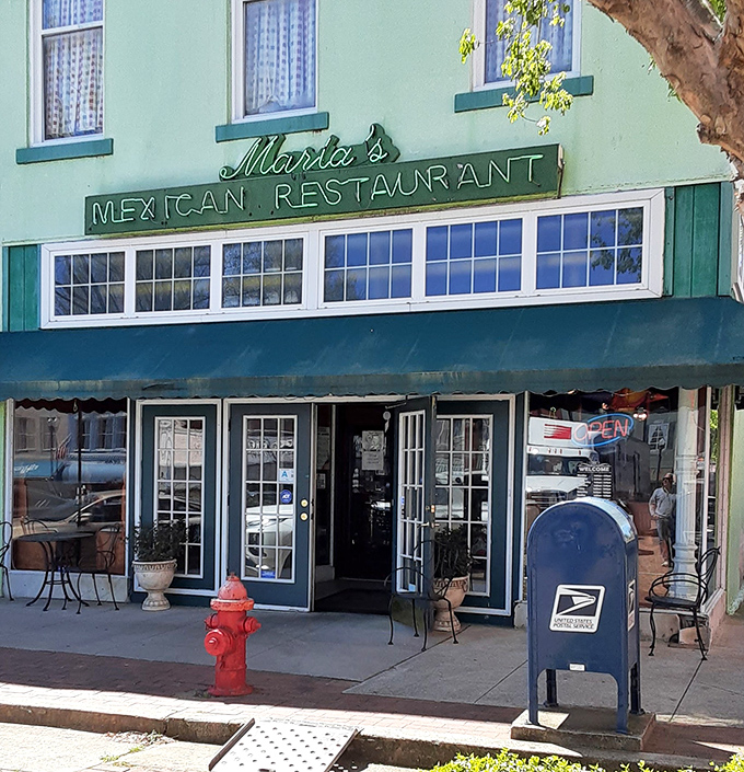 Maria's Mexican Restaurant proves good food knows no borders. That fire hydrant out front is probably the only thing in town that isn't secretly craving their enchiladas.