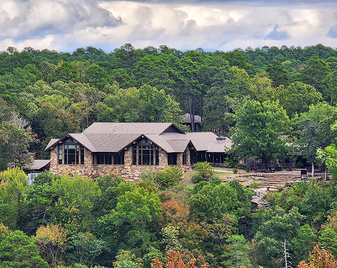 Mather Lodge sits nestled in the forest like it grew there naturally alongside the towering oaks.