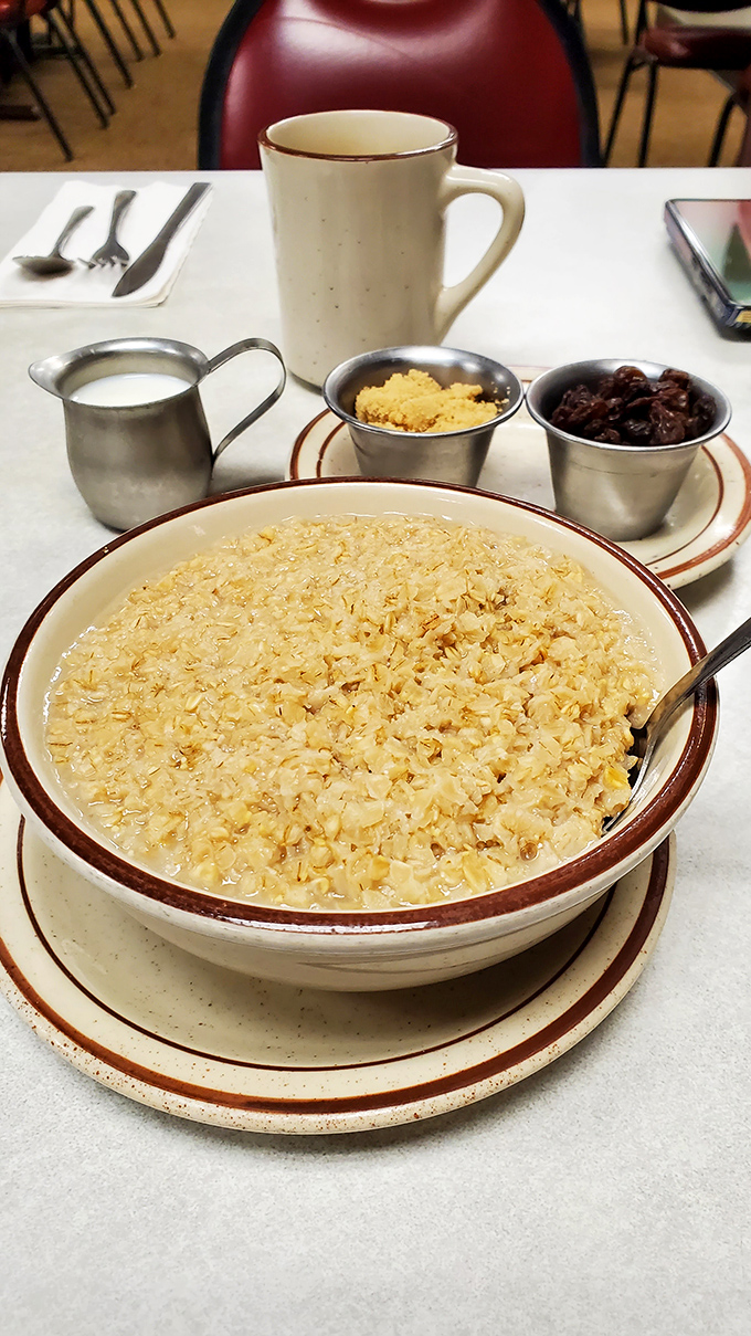 Oatmeal that your cardiologist would high-five you for choosing. Simple, hearty, and waiting for those little cups of brown sugar and raisins. 