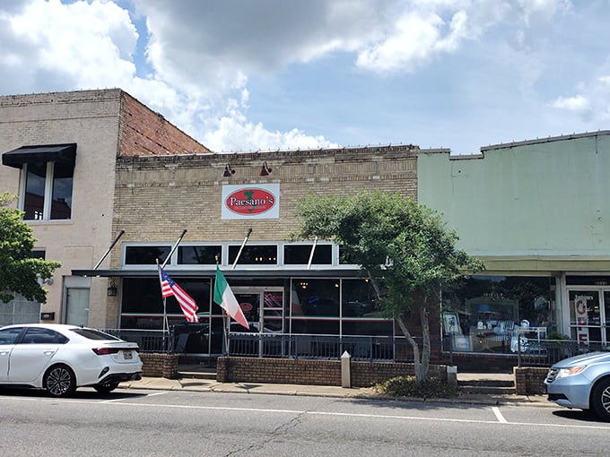 Paesano's brings a touch of Italy to Louisiana, proving that good taste crosses all borders&mdash;especially when pasta is involved.