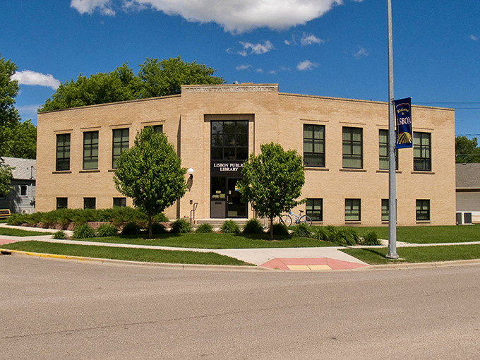 Lisbon Public Library &ndash; where librarians don't just recommend books, they remember which ones you've already read.