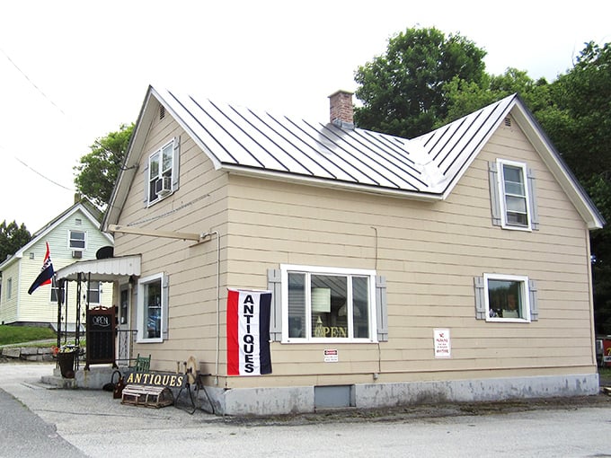 This unassuming antique shop promises the thrill of the hunt&mdash;where someone else's discarded lamp might become your living room's conversation piece.