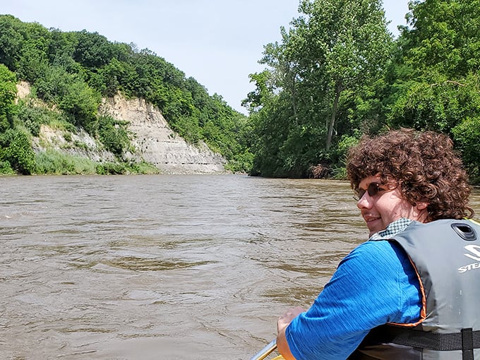 Paddling the Vermilion River offers front-row seats to Illinois' wild side, complete with limestone cliffs and eagle sightings.