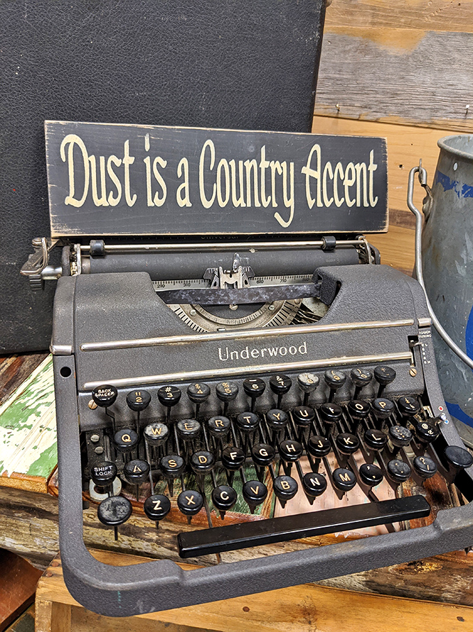 An Underwood typewriter waiting for its next great American novel, paired with the truest country wisdom ever written.