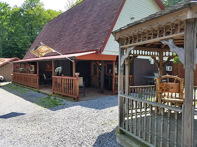 Wapiti Ridge Wine Cellars combines country charm with sophisticated sips&mdash;the porch alone is worth the drive to DuBois.