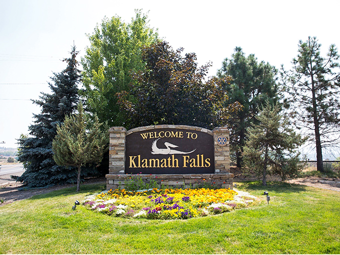 The welcome sign says it all&mdash;you've arrived somewhere special, where flowers bloom and retirement dollars stretch like nowhere else in Oregon.