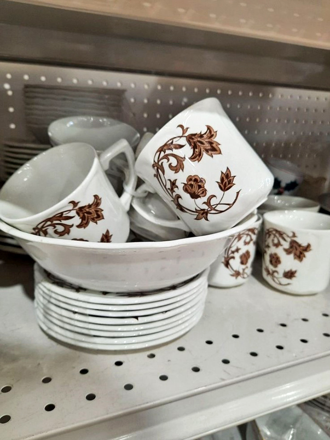 Vintage dishware that whispers stories of Sunday dinners and holiday gatherings, ready for new memories.