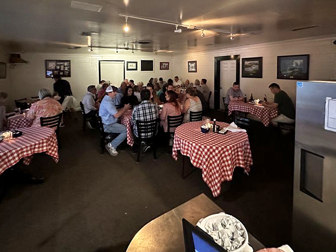 The full house that speaks volumes. When locals pack a place this tightly, you know you've stumbled onto something extraordinary.