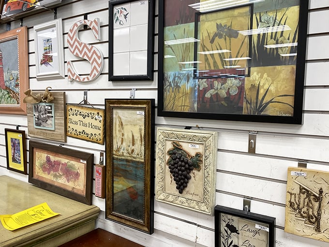 Wall art for days! From grapes to inspirational quotes, your blank walls are practically begging for these framed treasures.