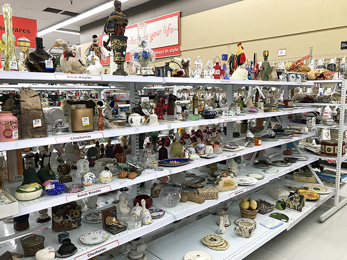 Household goods arranged with military precision. Your kitchen drawer has been waiting its entire life for these mismatched treasures.