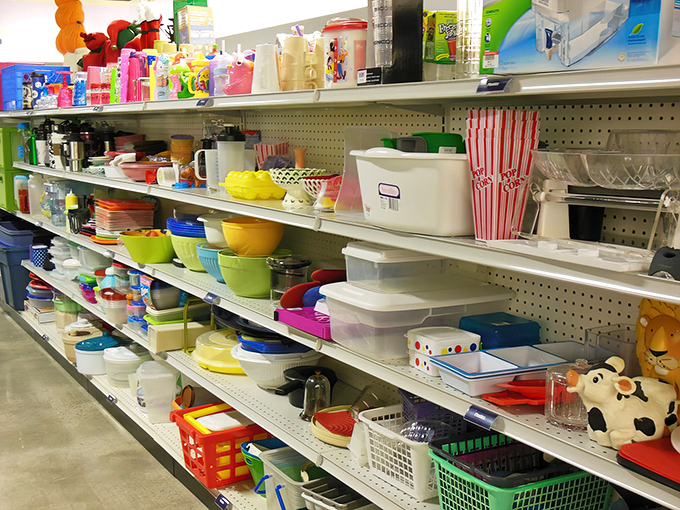 A rainbow of kitchenware that would make Marie Kondo both smile and hyperventilate simultaneously.