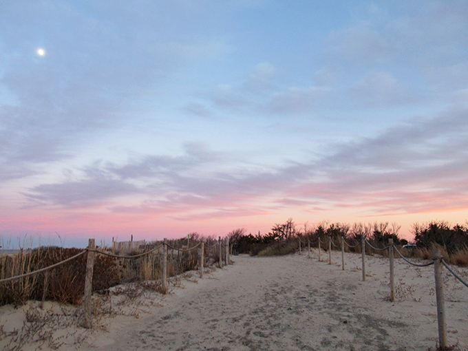 Sandy pathways leading to panoramic views&mdash;nature's version of the yellow brick road, but with better scenery at the end.