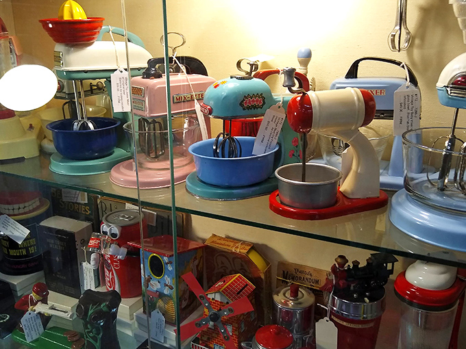 Pastel-colored kitchen dreams! These vintage mixers whipped up birthday cakes long before "Great British Bake Off" made us all pretend we could bake.