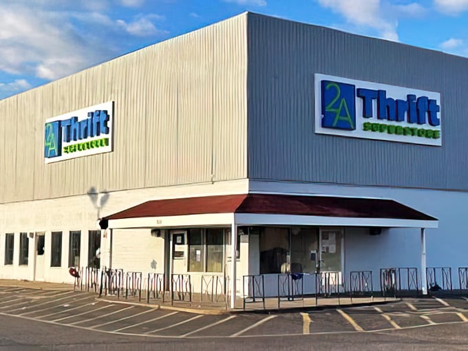 2nd Ave Superstore's warehouse-sized building hints at the mammoth selection waiting inside. Size definitely matters here!