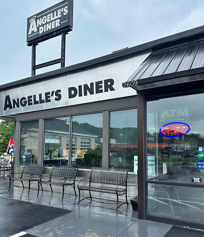 Highway dining at its finest - this straightforward spot delivers breakfast without pretense.