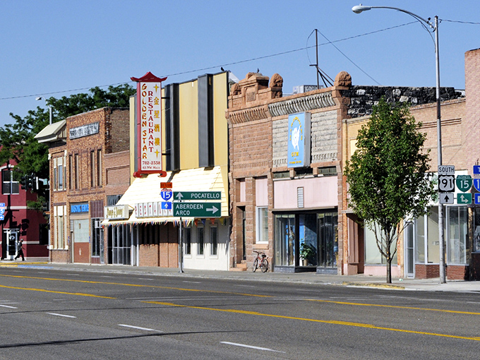 Blackfoot's historic buildings frame a downtown where your Social Security check covers more than just the basics.