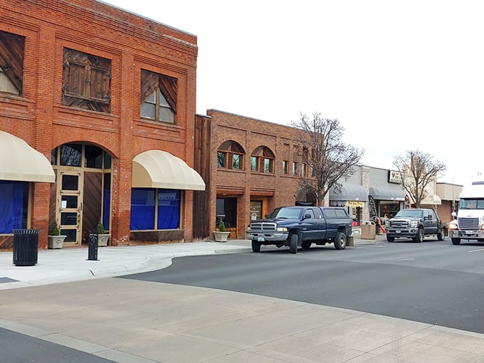 Hermiston's wide streets reflect eastern Oregon's agricultural prosperity, where irrigation transformed desert into fertile farmland.